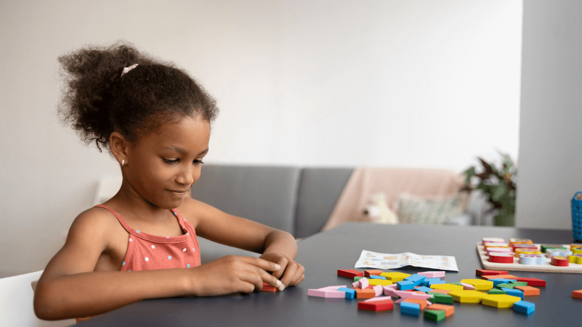 15 Fun Activities to Do With Kids During the Holidays Without Spending ...