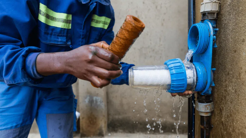 How To Report A Leaking Water Pipe To Your Local Municipality - Status ...